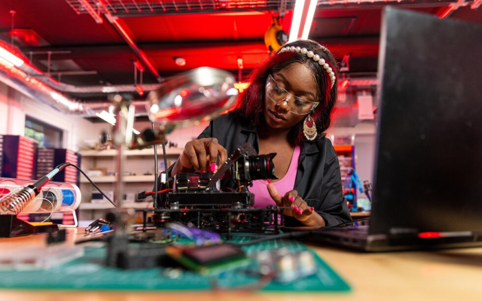 Long-Read Sequencing vs Short-Read Sequencing: A Comparison